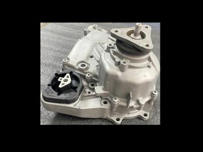 China Remanufacturing Transfer Case Assembly 27105A371E2 Compatible With BMW X3 X4 X5 X6 F25 F26 F15 F16 for sale