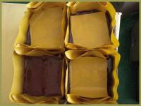 China Multicolor Rubber Hot Melt Adhesive Blocks 2.5kg-12.5kg for Label Stickers with 10+ Hour Holding Power for sale
