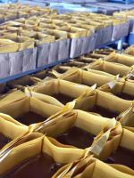 China Nontoxic EVA Hot Melt Adhesive Blocks for Frozen Food Packaging - 0.5kg to 12.5kg Sizes with -15℃ to 20℃ Temperature Range for sale