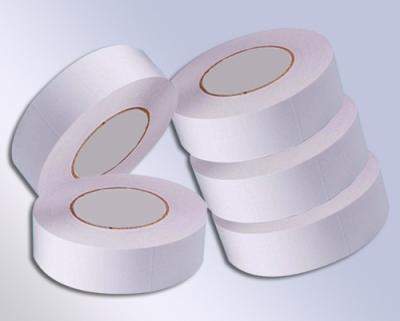 China High Tack Adhesive Transfer Tape 50MIC Thickness with 1.5KG/IN Peel Strength for Nameplates and Signs for sale