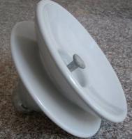China Shackle type porcelain electrical insulator for sale