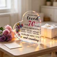 China Personalized Heart Clear Acrylic Standing Sign, UV Printed Acrylic Plaque for Party Keepsake Gift for sale