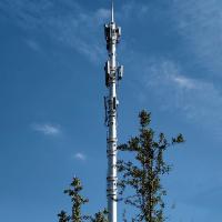 China Hot Dip Galvanized Steel Antennas Monopoles With Platform for sale