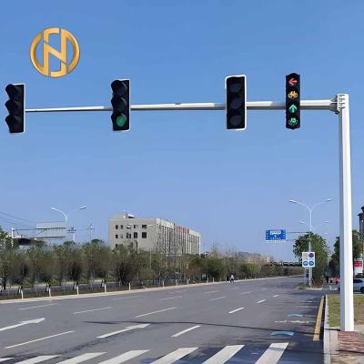 China Customizable Hot-Dip Galvanized and Corrosion-Resistant Traffic Signal Mast Steel Poles Made in China for sale