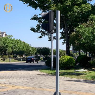 China 4.5M 6M I Type Traffic Light Pole  Camera Light Pole Installing At Main Road for sale