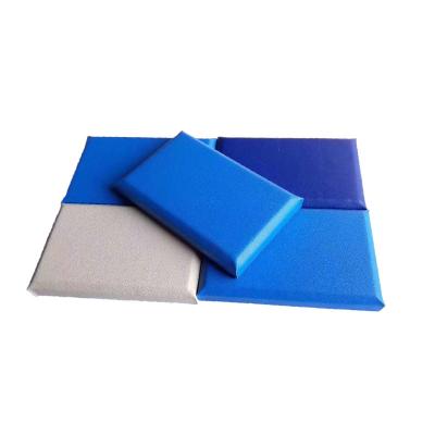 China Fiber Glass Synthetic Leather Gym Wall Pads Sound Absorbing 600x600mm Custom for sale