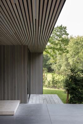 China Customized Wood Slat Acoustic Panel MDF Melamine Board for Room Decor for sale