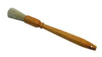 China 4 Inch Round Chalk Paint Brush with Natural White Bristle and Lacquered Wood Handle for Professional Painting for sale