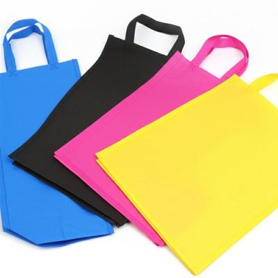 China Custom Non-Woven Spunbond Carry Bags 80gsm Shopping Tote with Logo Printing for sale