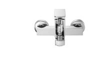China Corrosion Resistant Brass Wall Mounted Bath Mixer Faucet With One Handles for sale