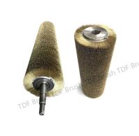 China High Purity Brass Wire Roller Brush with Continuous Spiral Winding for Customizable Metal Polishing for sale