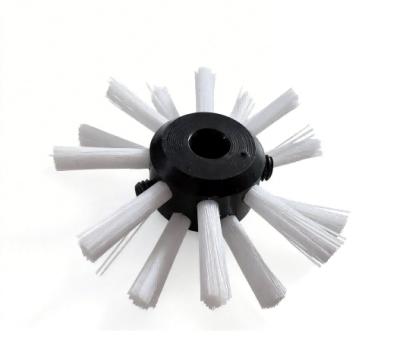 China Rotary Pipe Coating Brush Radial Nylon Filaments for Trenchless CIPP Pipe Lining Surface Preparation for sale