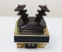 China 300VA High Voltage Instrument Transformers Hv Voltage Transformer Semi Enclosed for sale