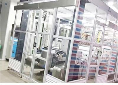 China Epoxy Floor Laminar Flow Booth Ensuring Dust Free Clean Room Environment Perfect for Assembly Testing and Control Processes for sale