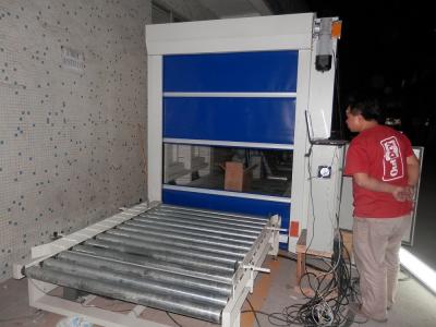 China 380V / 50HZ Goods Air Shower Pass Box With Auto Roll Conveyor Line for sale