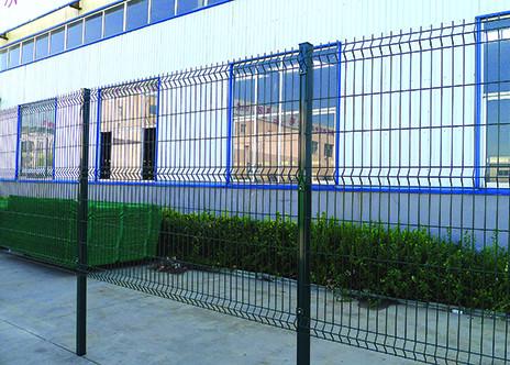ISO9001 Giant Fence 50*150mm V Mesh Security Fencing 2