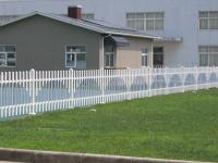 China Powder Coated Tube Colorful Decorative Aluminum Fencing 16*16mm Picket 8ft Height for sale