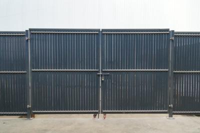 China 1.5m Two Leaf Double Metal Garden Fence Gate Hot Dipped Galvanize for sale