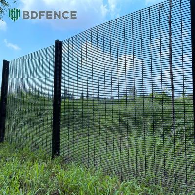 China 358 Anti Climb Pvc Coated Fence Boundary Wall Grill Design Clear View for sale