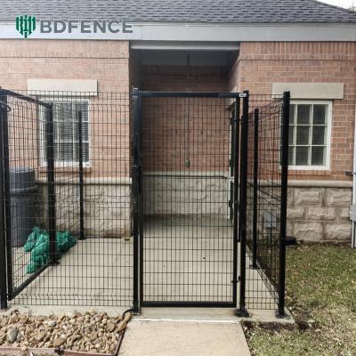China Nursing Home V Mesh Security Fencing Walking Path for sale