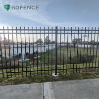 China All-Terrain Metal Tubular Fencing Uneven Ground Adaptable for sale