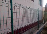 China 5mm Wire Cylinder Post V Mesh Security Fencing For Courtyard for sale