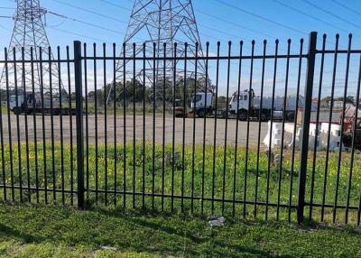 China Easy Assembly Steel Tube Q195 Or Q235 Material Fence For Home Garden Farm Protection for sale