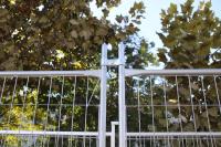 China Hdg W2.4m 32*1.5mm Temp Construction Fence for sale
