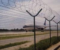 China Powder Coated Airport Fencing 50*200mm Y Type Post Security for sale