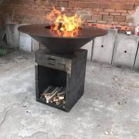 China High Temperature Resistant Black Painting Round Corten Steel Fire pit And Grill for sale