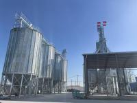 China Continuous grain drying tower fully automatic continuous operation efficient moisture reduction suitable for various grains. for sale