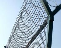 China Enhance Airport Security with 3mm Wire Diameter Anti Climb Razor Barbed Wire Fence for sale