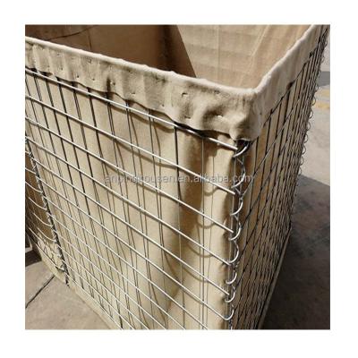 China Secure Sand Wall Defensive Welded Wire Mesh Barrier with 4mm Wire Gauge and Welding for sale