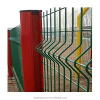 China Pvc Coated Easily Assembled 3D Curvy Welded Wire Mesh Panel Fencing for Highway Fence for sale