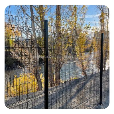 China 6ftx8ft Galvanized Security Wire Mesh Fence for Garden Farm and Wrought Iron Panels for sale