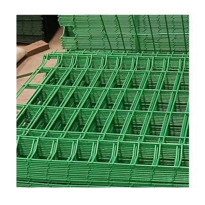 China Outdoor Metal Garden Panel Heat Treated Wood 3D Curved Welded Wire Mesh Fence Design for sale