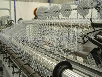 China Low Carbon Steel Wire Easily Diamond Mesh Cyclone Fence PVC Coated Chain Link Fence for sale