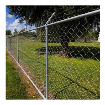 China 2.0mm 2.5mm 3.0mm 3.5mm 4.0mm Hot Dipped Galvanized Chain Link Fence Modern Stylish for sale