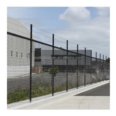 China Customized Galvanized PVC Coated Chain Link Fence for Security Protection for sale