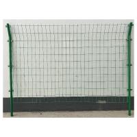China Fencing 3.0mm Wire Diameter 3D Curvy Galvanized Welded Wire Mesh Fence Triangle Mesh for sale