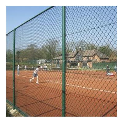China Green Color Stadium Chain Link Fence Cyclon Wire Mesh Playground Fence Made of Steel for sale