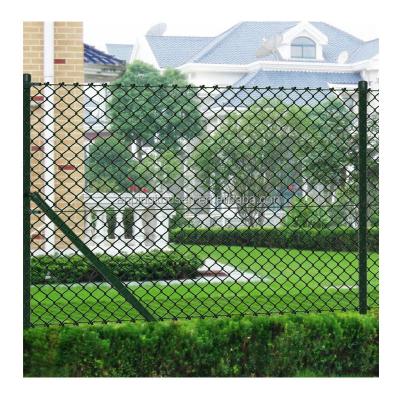 China Secure Your Property with Low Carbon Steel Wire Chain Link Fence Roll and Poles for sale