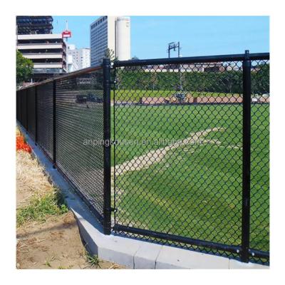 China 2.0mm-3.5mm Wire Diameter PVC Coated Chain Link Fence for Tennis Court and Cattle Fence for sale