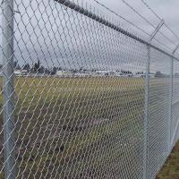 China Easy to Install Galvanized Tennis Court Fence with Diamond Shape Chain Link Design for sale