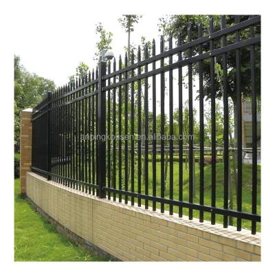 China 75x75mm Post Size Iron Fence Panels for Garden and Villa Corrosion-Resistant for sale