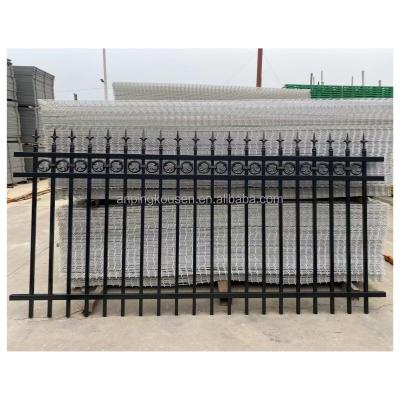 China 4ft 7ft Galvanized Wrought Iron Fencing Pickets Size 25x25mm Enhance Your Property for sale