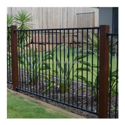 China 1.8x2.4m 6x8ft Heat Treated Wrought Iron Fence Panel with Black Tubular Metal Pickets for sale