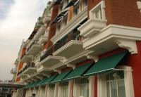 China Outdoor Aluminium Retractable Window Awnings Heavy Duty Drop Arm Folding Window Awnings for sale