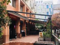 China Outdoor electric LED retractable roof pergola and pergola components for sale