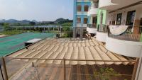 China Outdoor&indoor Motorized Wave Sliding Awning Shade Sail for sale
